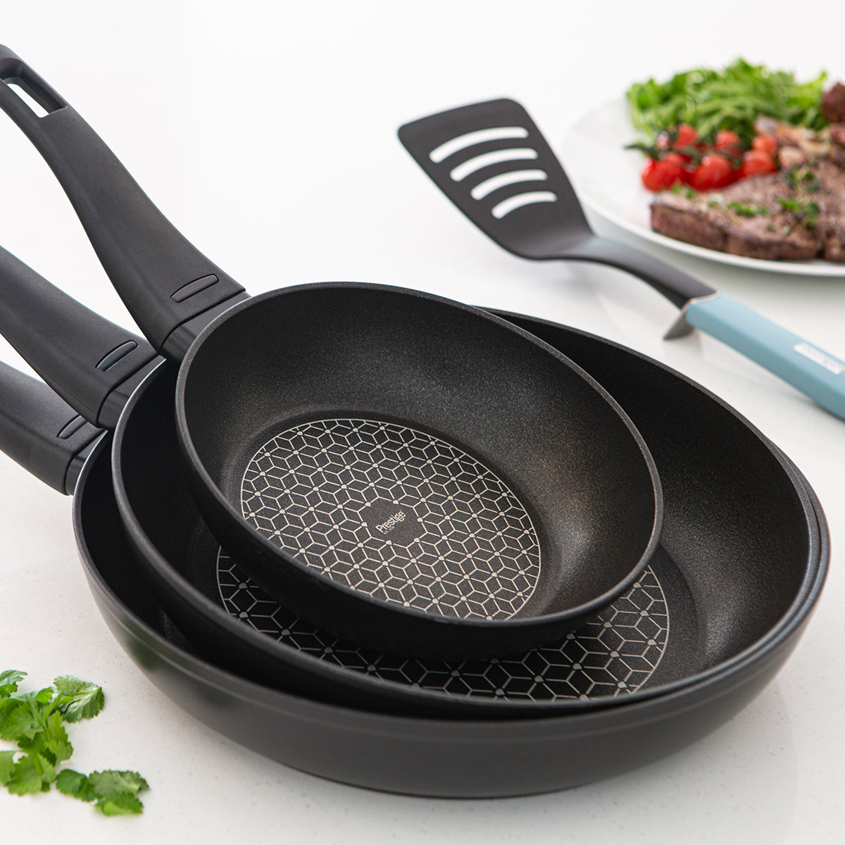 Thermo Smart Heat Indicator Non-Stick Saucepan & Frying Pan Set - 5 Pi ...